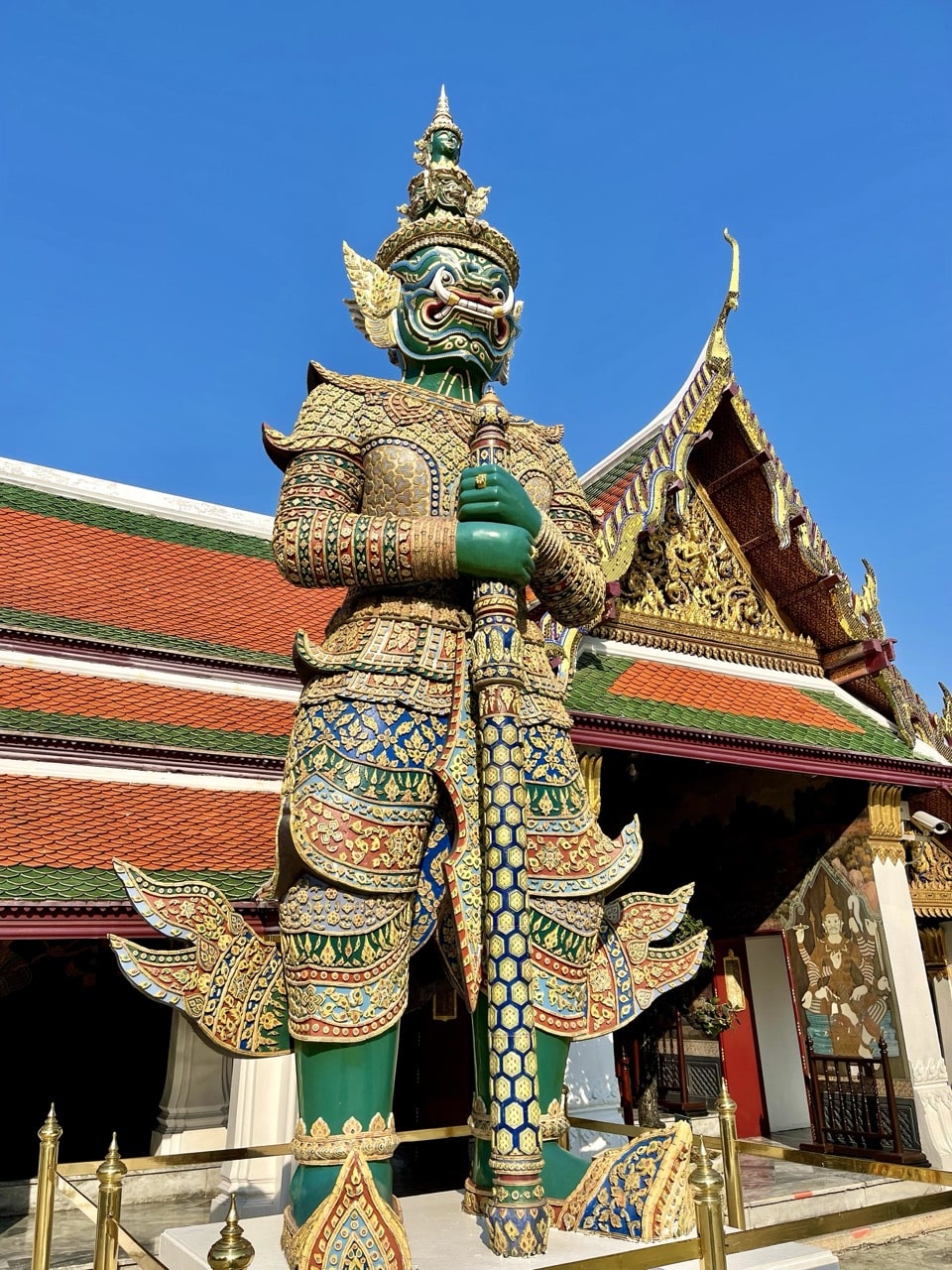 ¿CÓMO LLEGAR AL GRAN PALACIO REAL DE BANGKOK? - TU GUÍA EN TAILANDIA